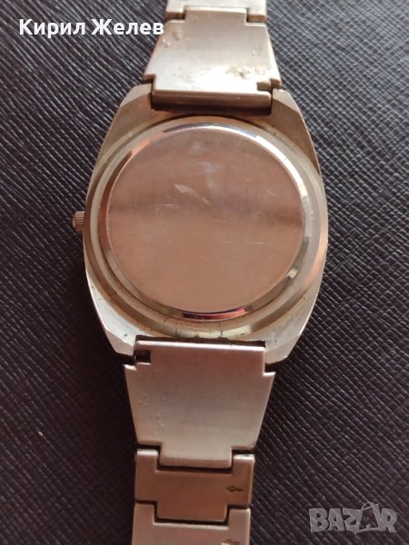 Фешън модел дамски часовник QMAX QUARTZ CRISTAL WATERPROOF много красив ...