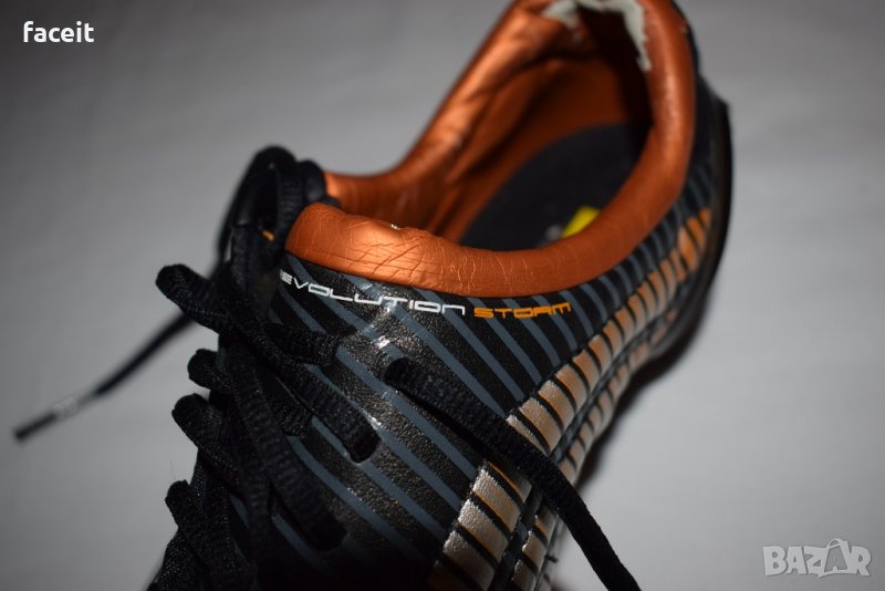 Umbro - Revolution - Wishbone X - Уникални 100% ориг. бутонки - 39 ном ...