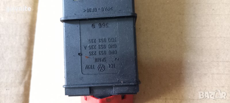 Бутон аварийни светлини / реле мигачи VW Polo III в Части в гр. Бургас ...