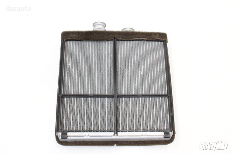 Mercedes C-Class W204 W212 Радиатор за парно L0329002 в Части в гр ...