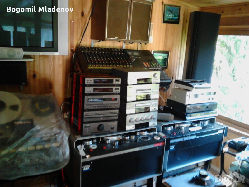 мини системи Акай в Ресийвъри, усилватели, смесителни пултове в с ...