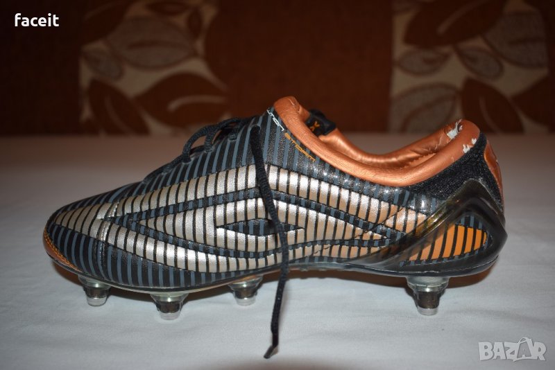Umbro - Revolution - Wishbone X - Уникални 100% ориг. бутонки - 39 ном ...